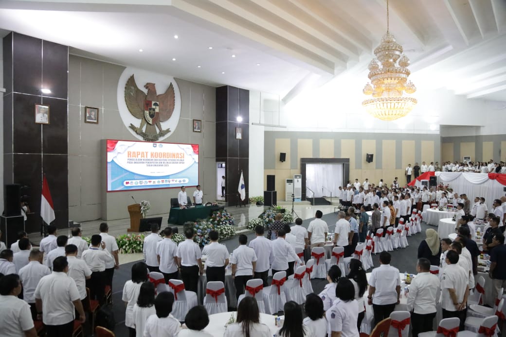 Wali Kota Kotamobagu Dokter Weny Gaib Hadiri Rakor Pengelolaan Keuangan dan Asistensi Efisiensi ...